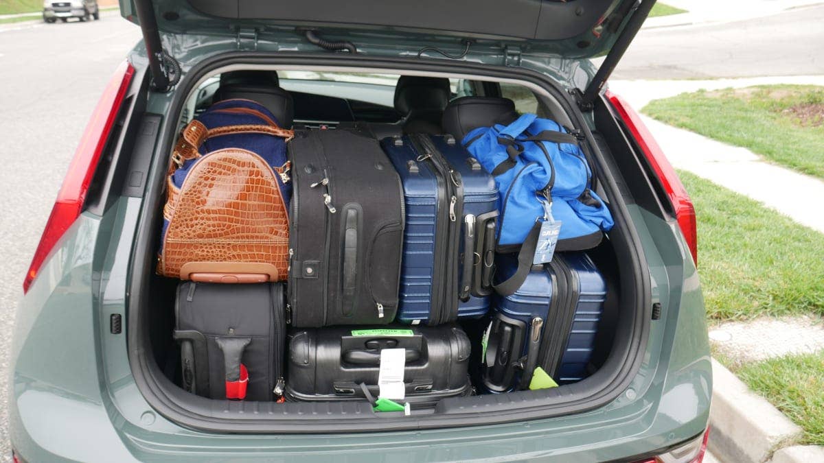 Kia Niro Luggage Test: How much cargo space? - Autoblog