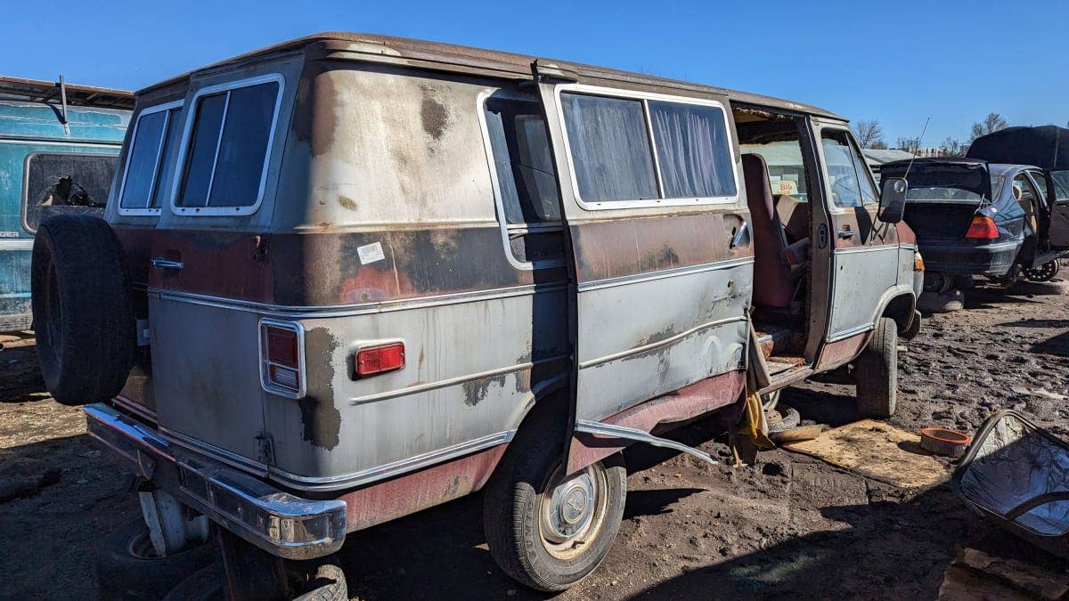 Junkyard Gem: 1978 Chevy Van - Autoblog: Car News, Reviews and Buying ...