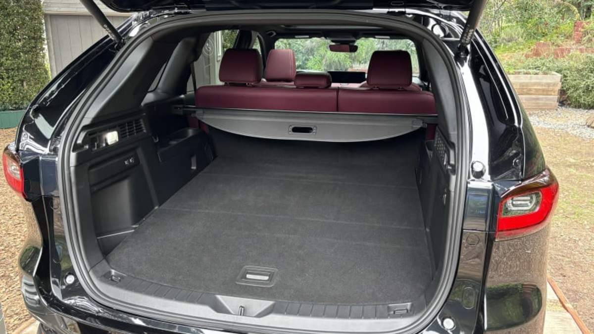 2025 Mazda CX-70 Review: What's in a name? For this two-row CX-90 ...