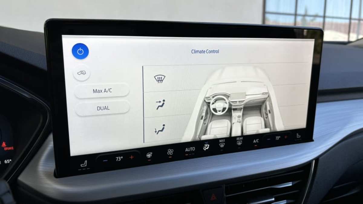 2024 Ford Escape Review: Easy to like, but space and price are problems ...