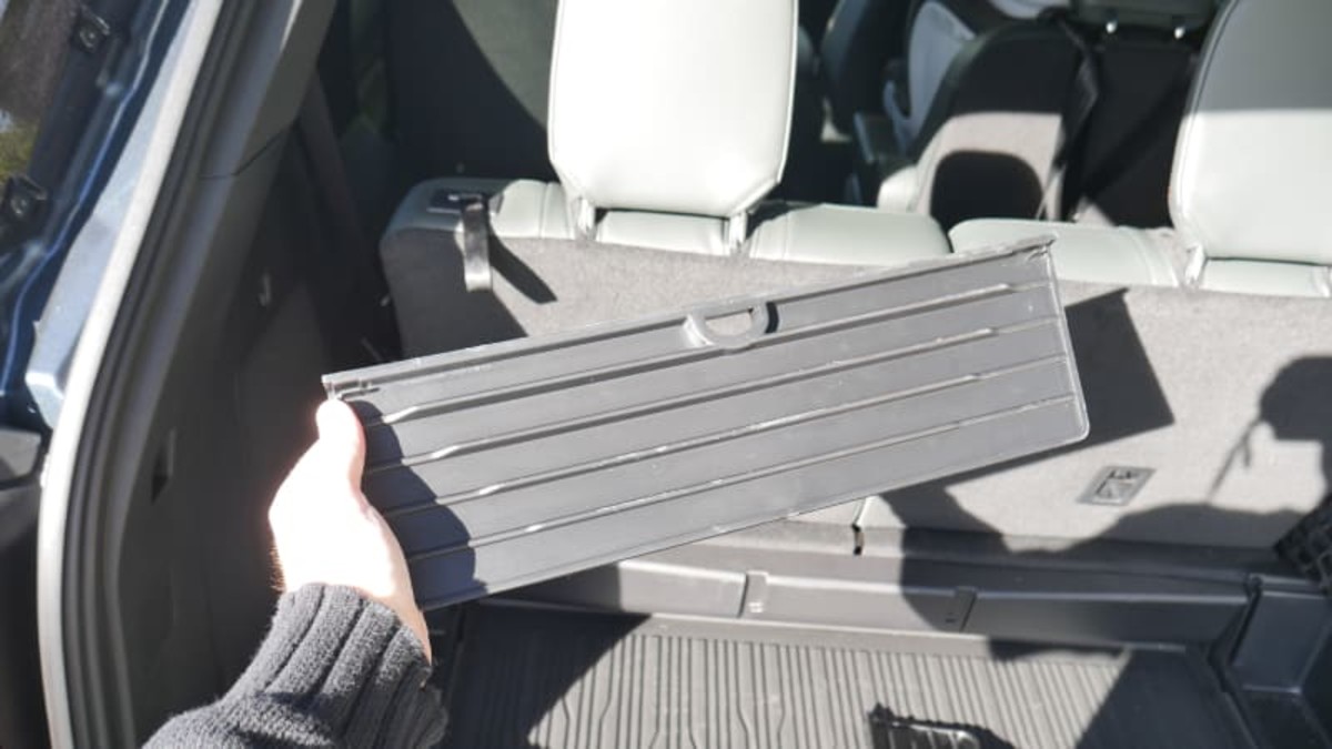 Ford Explorer Luggage Test: How much fits behind the third row? - Autoblog