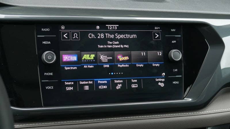 2024 VW Taos Review: The most family-friendly subcompact SUV - Autoblog