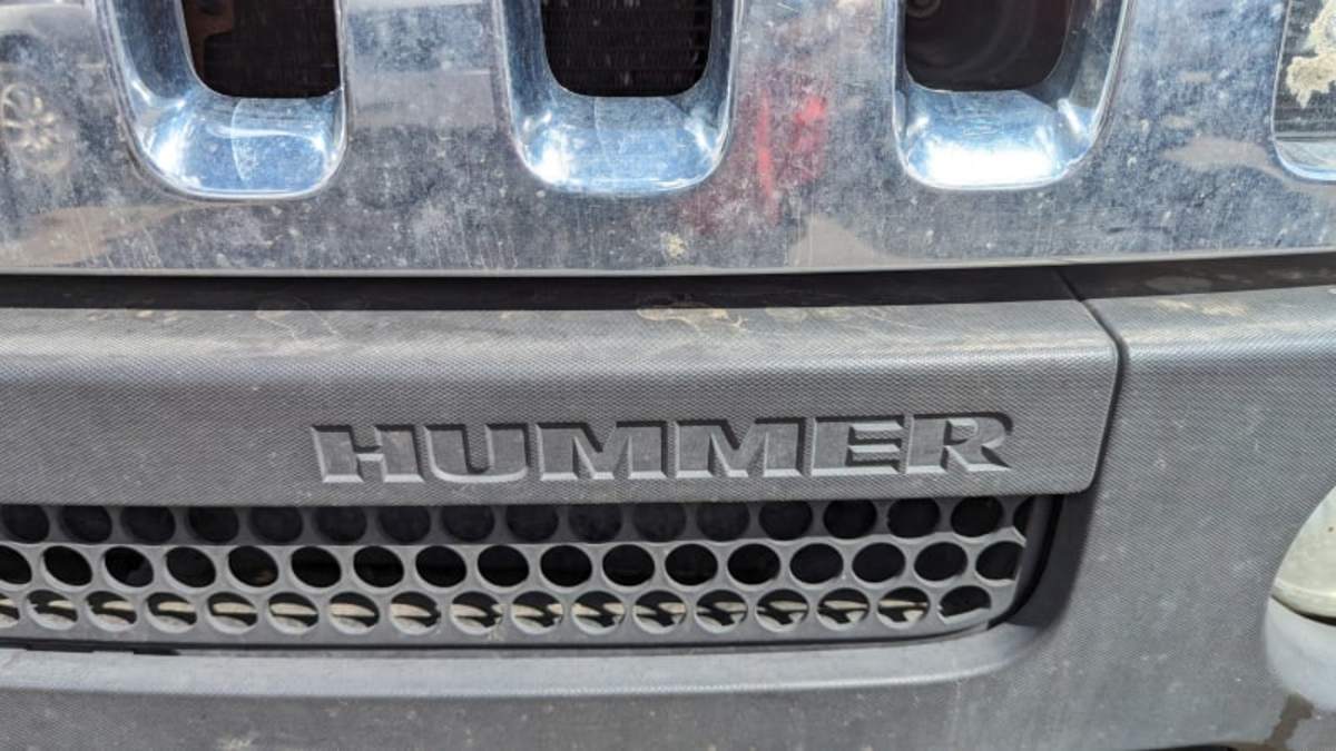 Junkyard Gem: 2006 Hummer H3 SUV - Autoblog