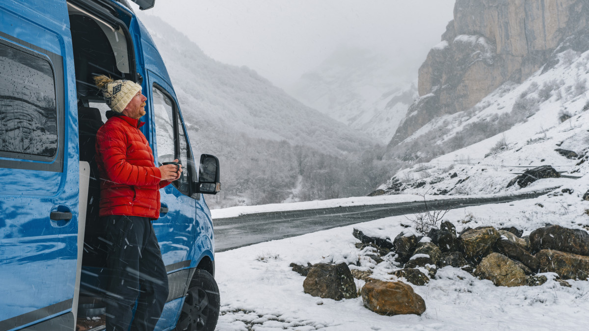 Winter camping gear that'll help you embrace the cold - Autoblog