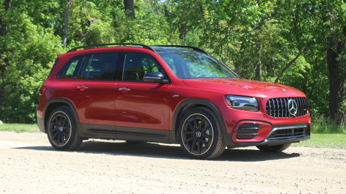 2024 Mercedes-Benz GLB-Class Review: Baby three-row done right - Autoblog