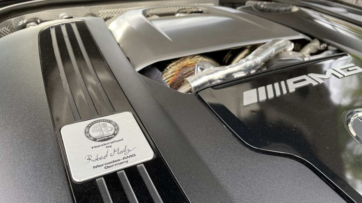 2023 Mercedes-AMG SL 63 Road Test: A GT car moonlighting as a sports ...