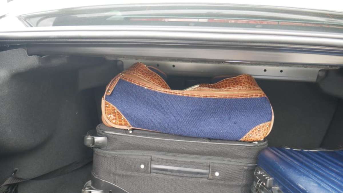 Mercedes-Benz C-Class Luggage Test: How big is the trunk? - Autoblog