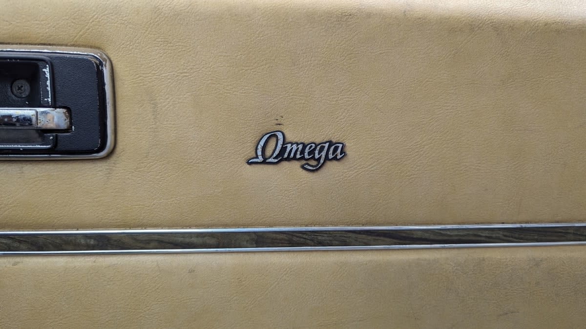 Junkyard Gem: 1976 Oldsmobile Omega Sedan - Autoblog