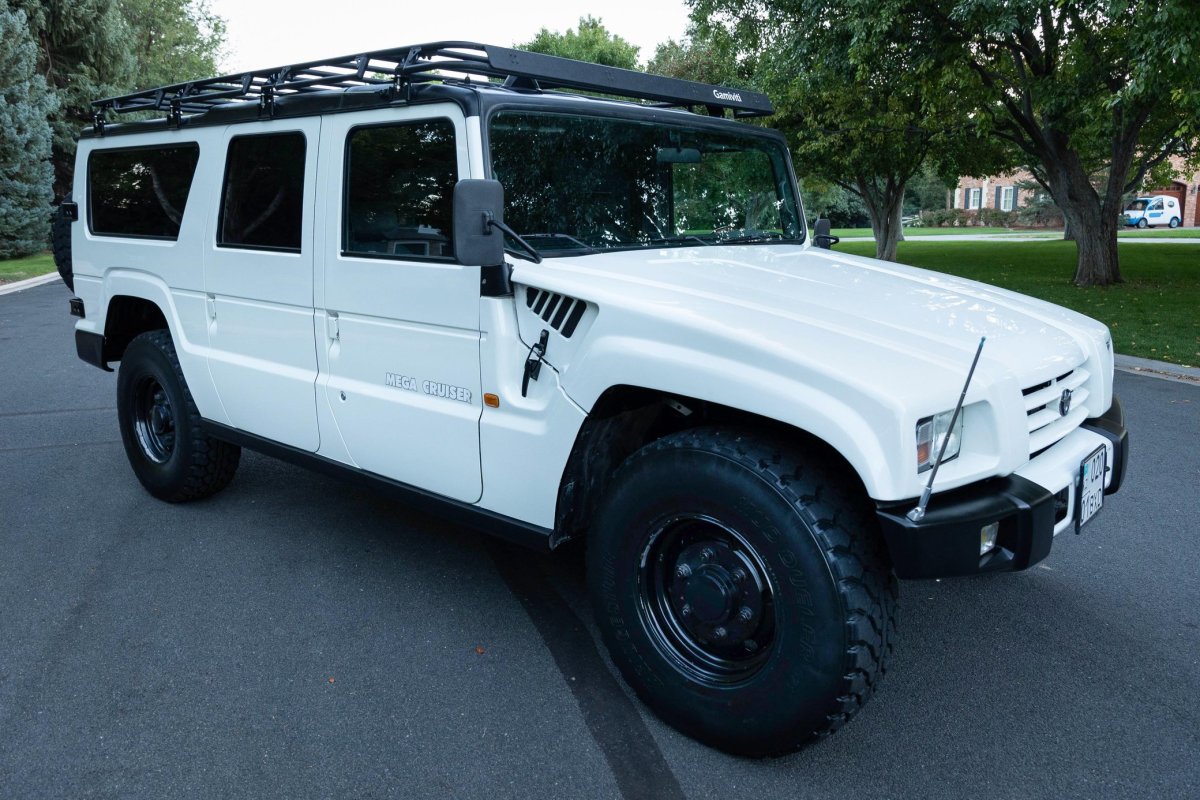 Mega-rare 1996 Toyota Mega Cruiser — that time Toyota made a Hummer ...