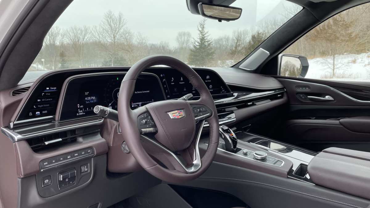 2021 Cadillac Escalade Interior Review | Tech-forward fortress - Autoblog