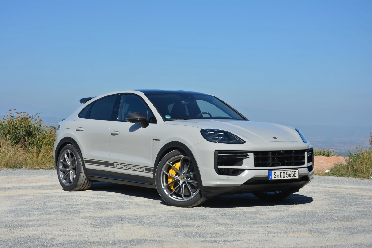 2024 Porsche Cayenne Turbo E Hybrid First Drive Review The other 700 club Autoblog