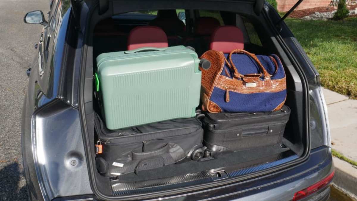 Audi Q7 Luggage Test: How much fits behind the third row? - Autoblog