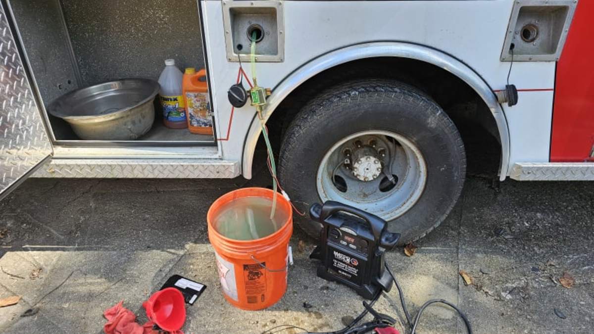 Project Builds #2: The Jambulance, the wasps, and a piece of the Titanic - Autoblog: Car News ...