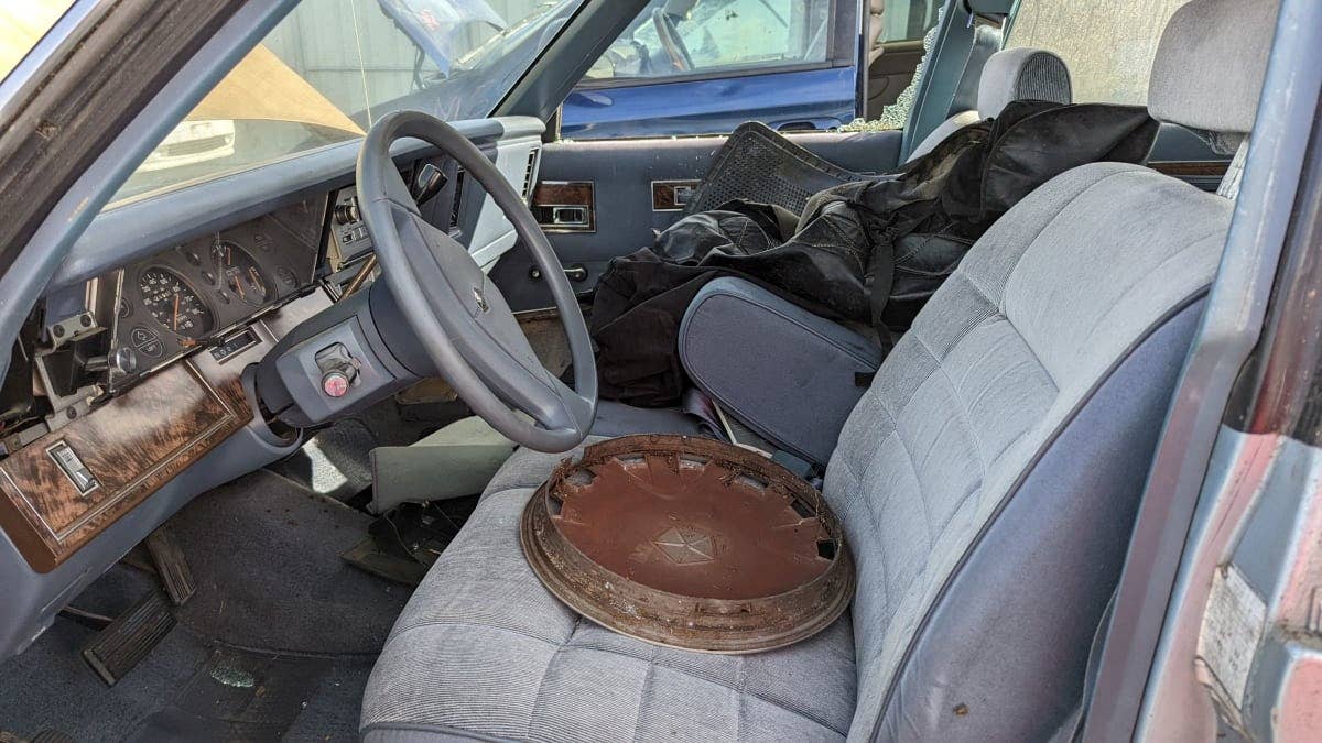 Junkyard Gem: 1987 Dodge 600 SE Sedan - Autoblog