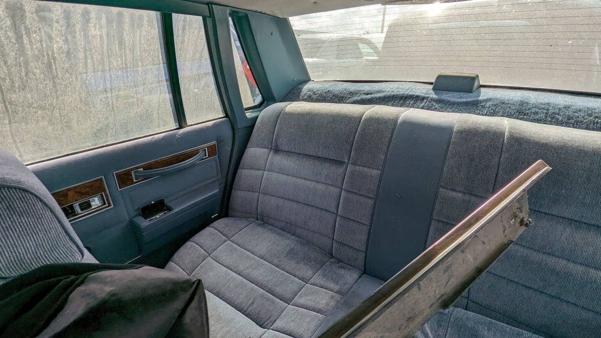 Junkyard Gem: 1987 Dodge 600 SE Sedan - Autoblog