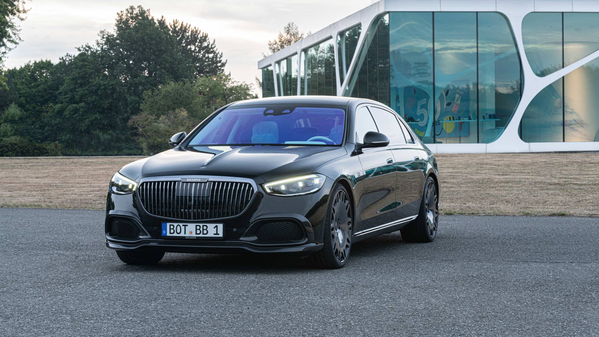 Brabus 600 Masterpiece takes the Mercedes S-Class to new heights - Autoblog
