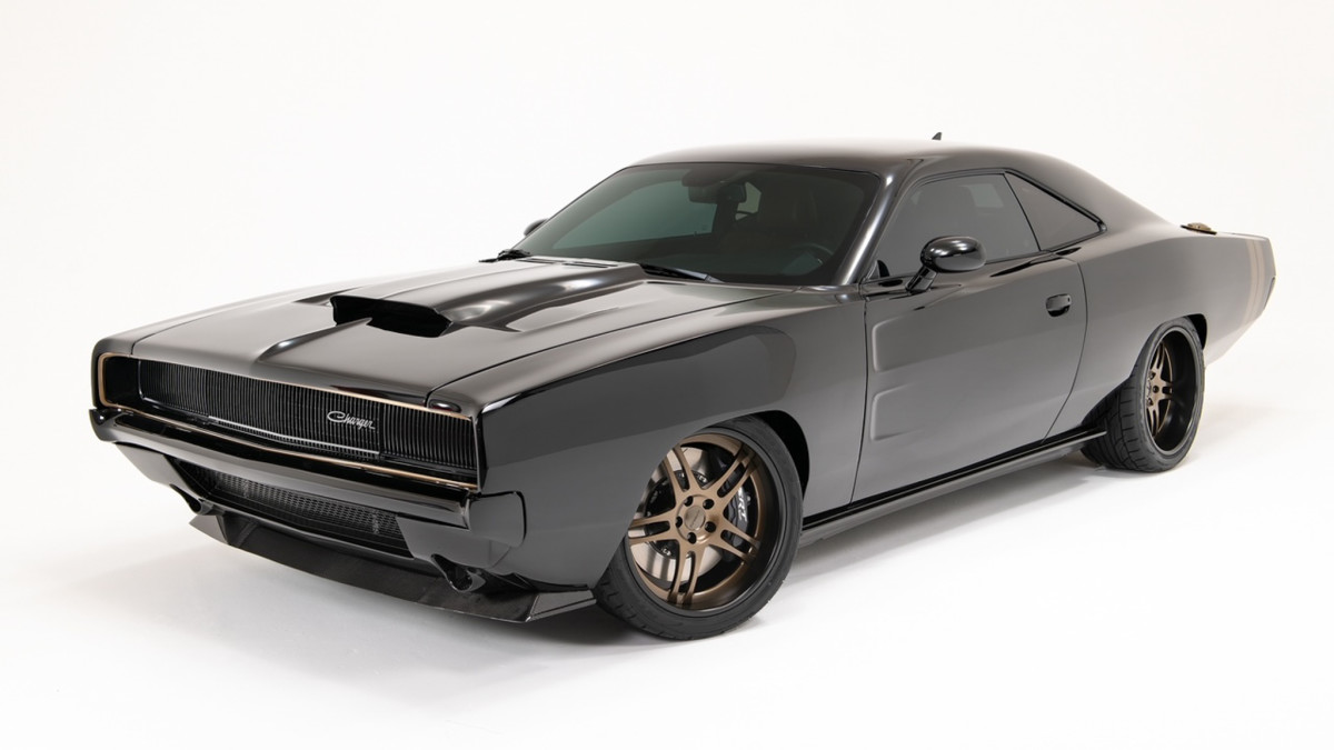 Exomod's crazy 'Goldfinger' is a Dodge Challenger Hellcat Redeye ...