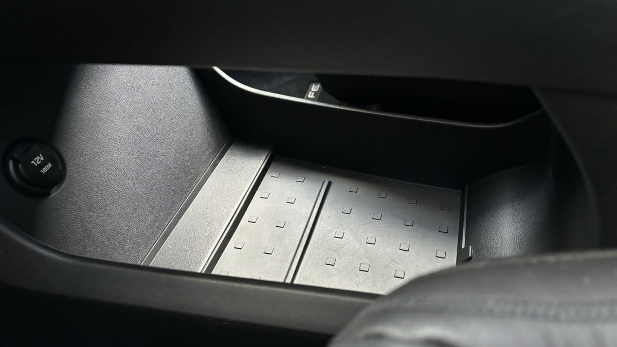 Hyundai Santa Fe Calligraphy Interior Review: More functional than ...