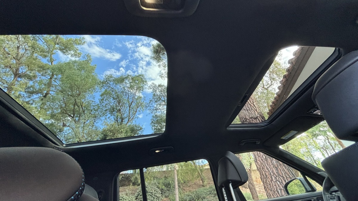 Hyundai Santa Fe Calligraphy Interior Review: More functional than ...