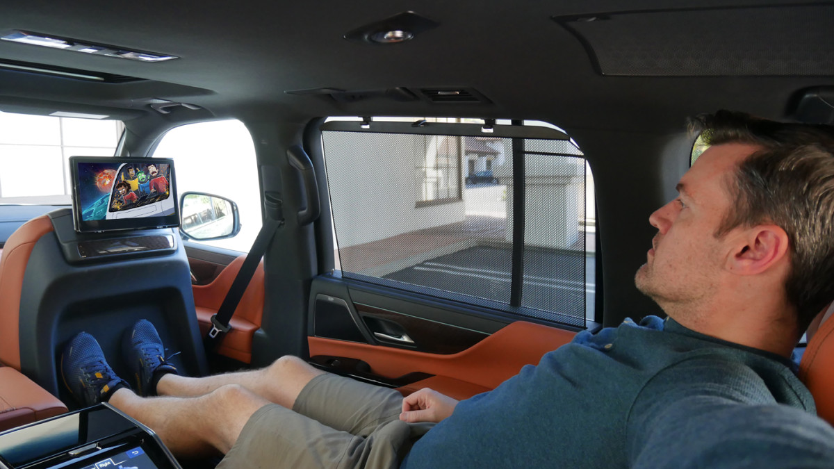 Lexus LX 600 Ultra Luxury Deep Dive: Whatya get in a $24,625 back seat ...