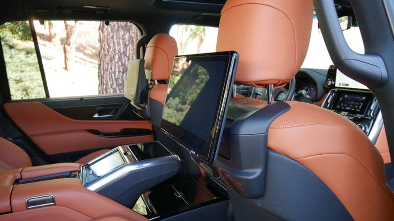 Lexus LX 600 Ultra Luxury Deep Dive: Whatya get in a $24,625 back seat ...