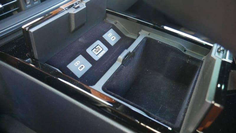 Lexus LX 600 Ultra Luxury Deep Dive: Whatya get in a $24,625 back seat ...
