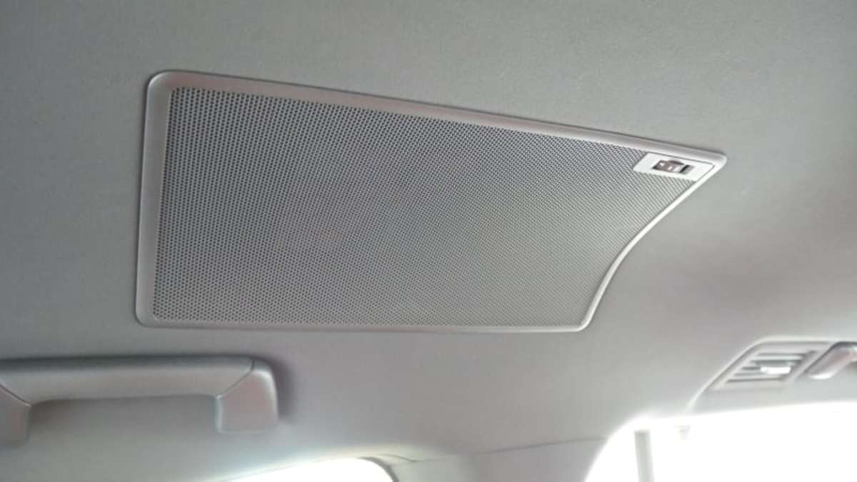 Lexus LX 600 Ultra Luxury Deep Dive: Whatya get in a $24,625 back seat ...