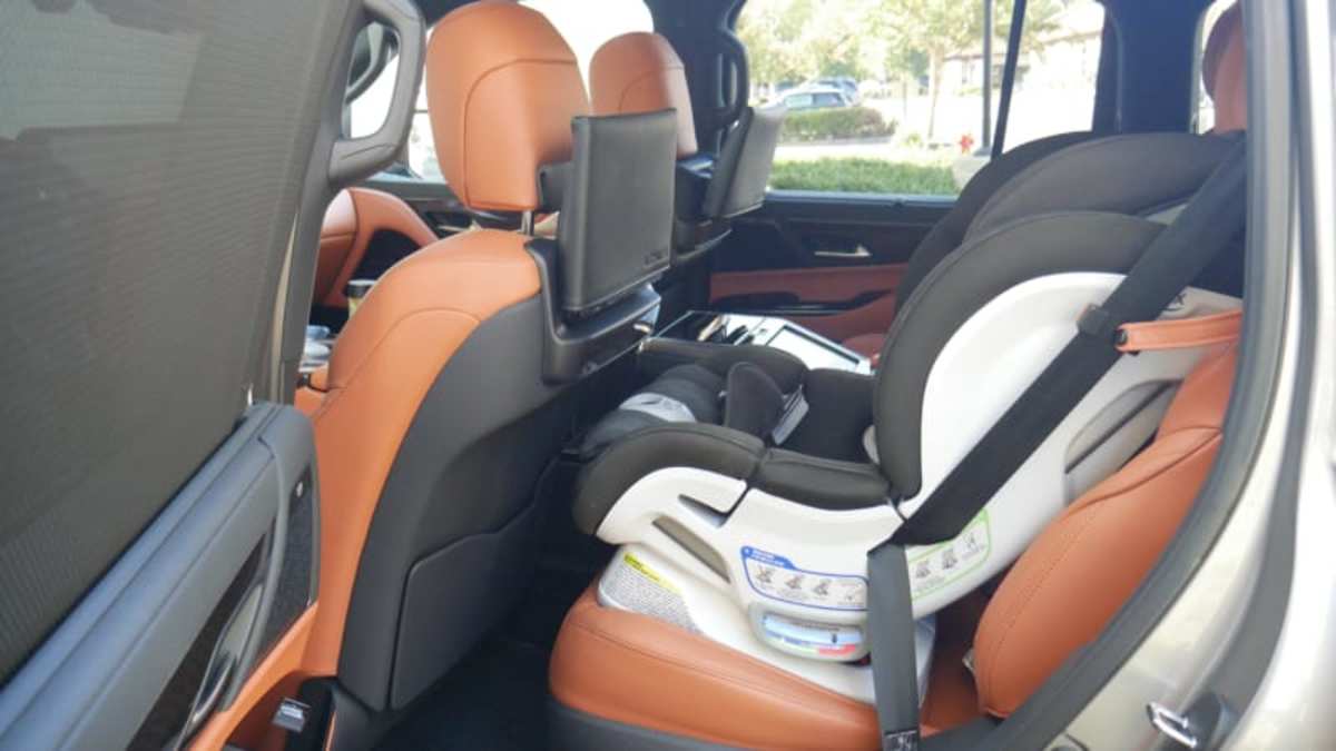 Lexus LX 600 Ultra Luxury Deep Dive: Whatya get in a $24,625 back seat ...