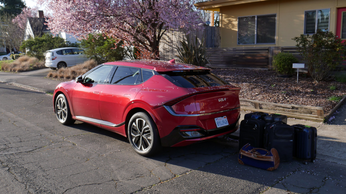 Kia EV6 Luggage Test | How big is the trunk? - Autoblog
