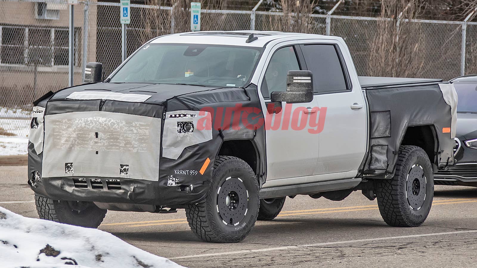 Spy photos suggest more rugged GMC Sierra HD AT4X is on the way - Autoblog