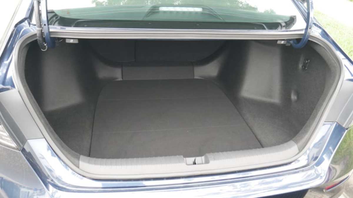 Honda Accord Luggage Test: How big is the trunk? - Autoblog