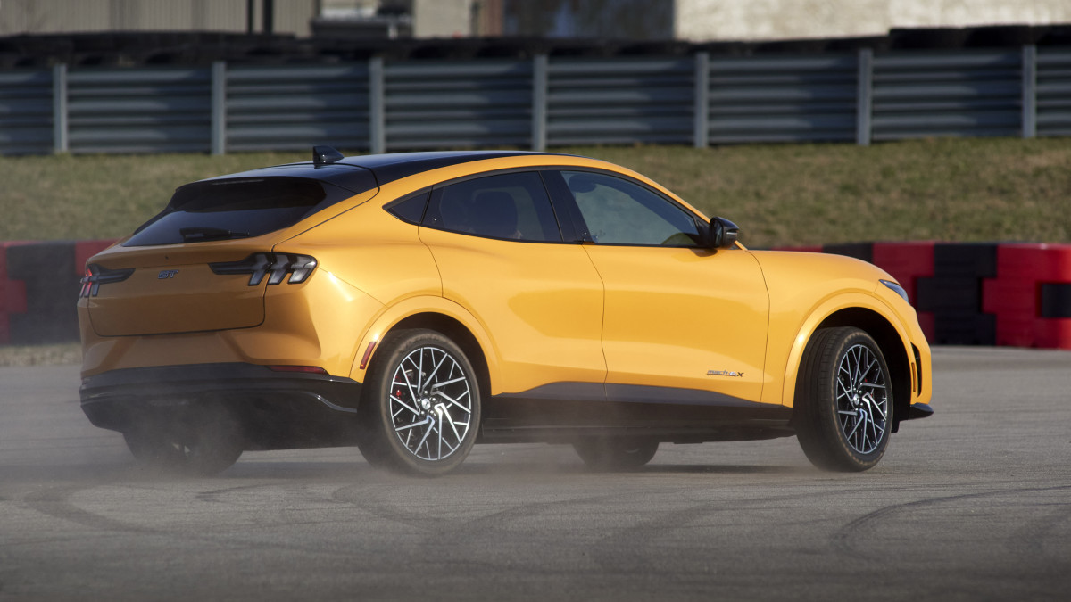2021 Ford Mustang Mach E GT and Performance Edition finalize specs prices and delivery dates Autoblog