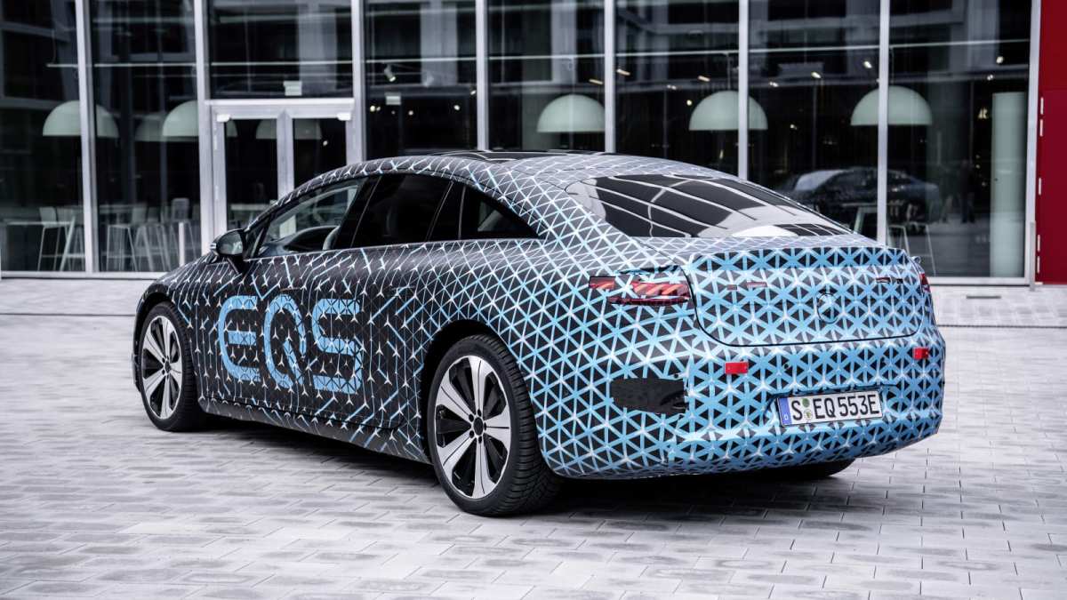 Mercedes-Benz EQS reveals its powertrain and battery secrets in detail ...