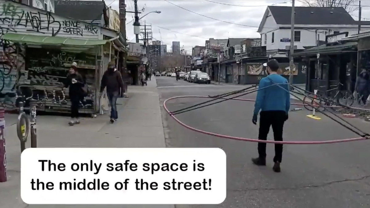 'Social distancing machine' shows sidewalks cannot keep you coronavirus ...