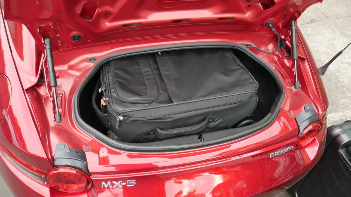 Mazda MX-5 Miata RF Luggage Test | How big is the trunk? - Autoblog