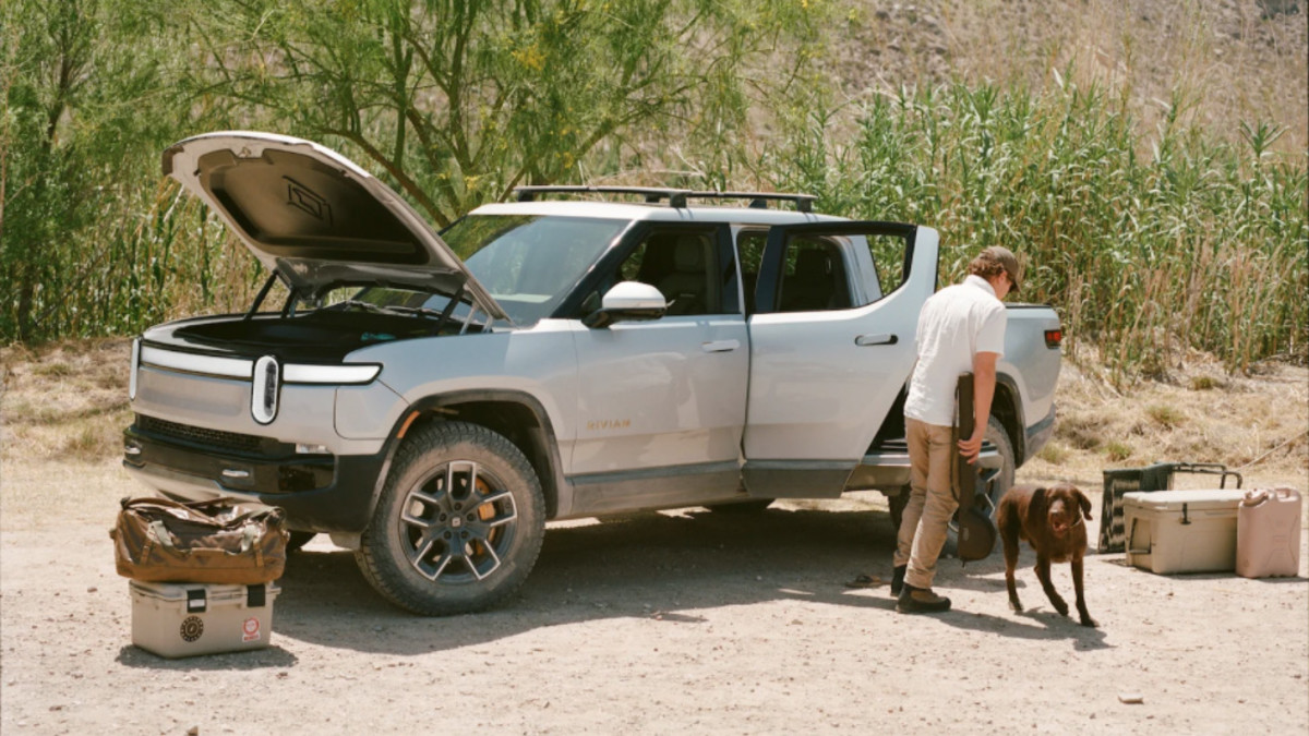 Rivian details R1T storage options and dives into the truck's specs ...