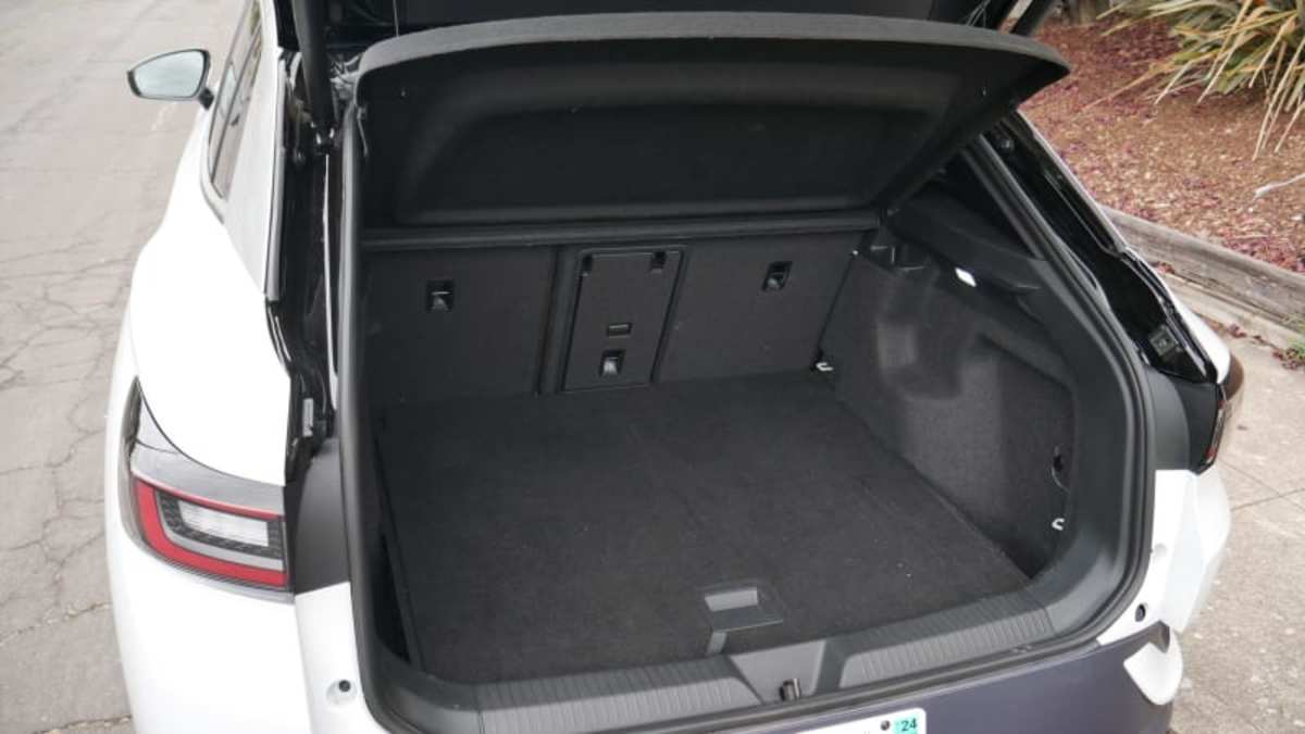 Volkswagen ID.4 Luggage Test | How much cargo space? - Autoblog