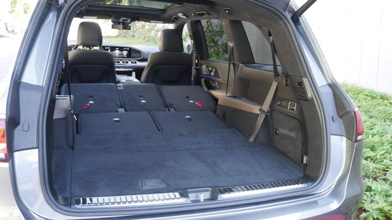 Mercedes-Benz GLS-Class Luggage Test | How much fits behind the third ...