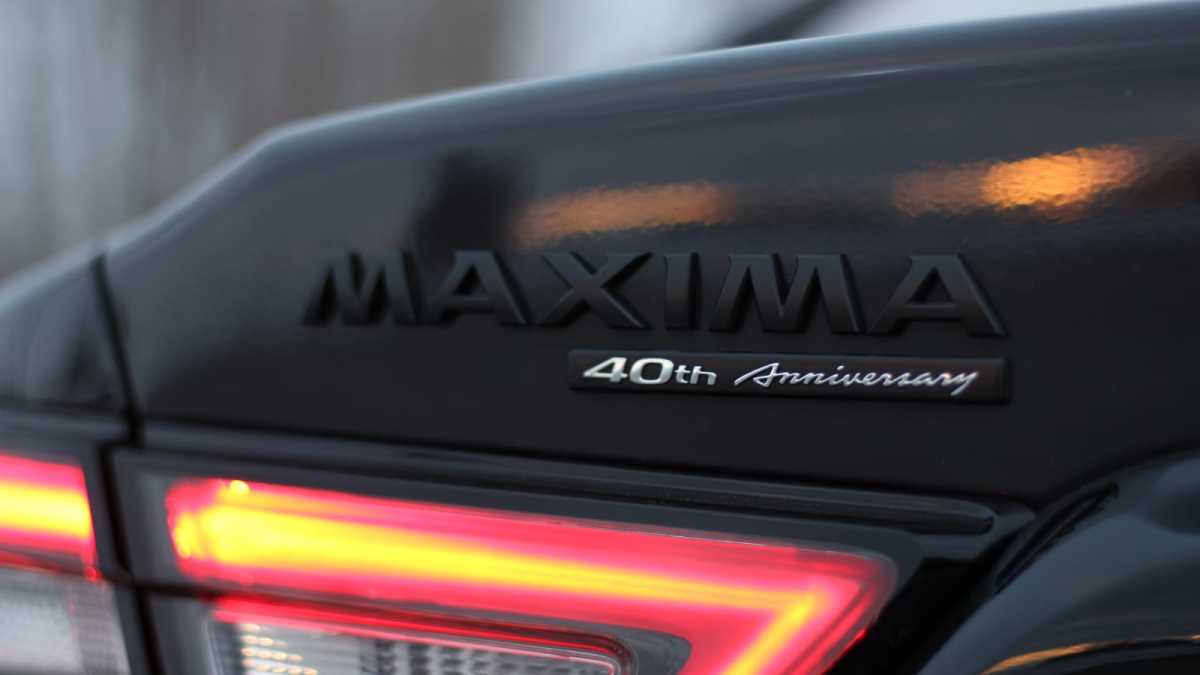 2021 Nissan Maxima 40th Anniversary Edition Road Test | The 4DSC hits ...