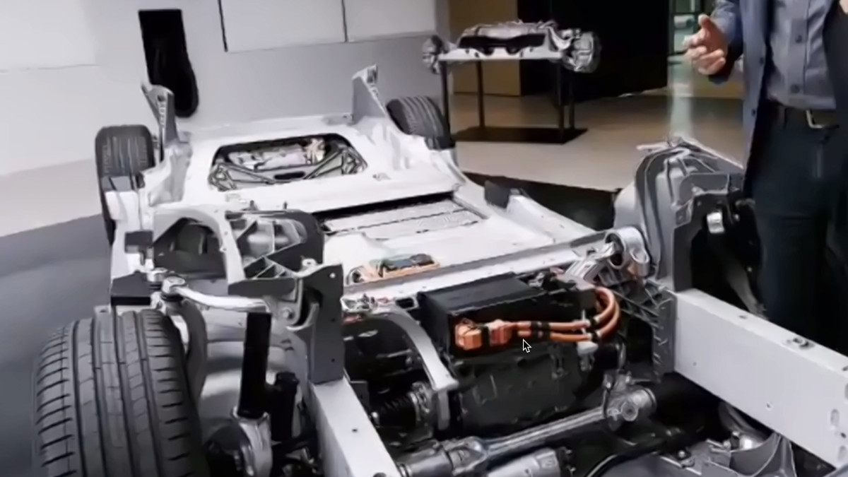 Lucid Air s modular powertrain opens up serious performance possibilities Autoblog