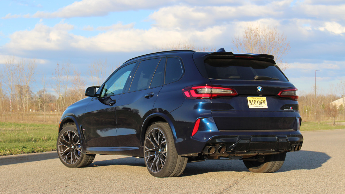 Listen to the 2020 BMW X5 M Competition's savage 617-horsepower V8 ...
