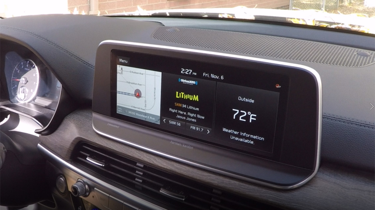 2021 Kia Telluride Infotainment Driveway Test | New year, same great ...