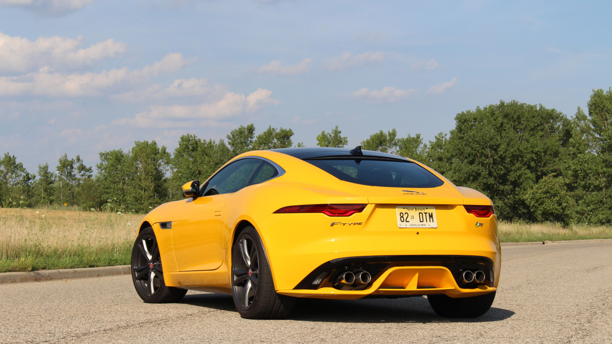 2021 Jaguar F-Type R Exhaust Test | Music to a gearhead's ears - Autoblog