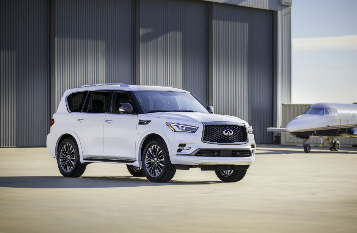 2020 Infiniti QX80 refreshes its cabin, adds tech and safety features ...