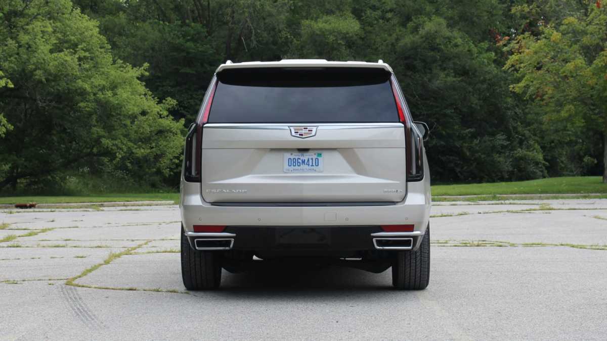 Cadillac Escalade Diesel Road Test Review | Winning us over - Autoblog