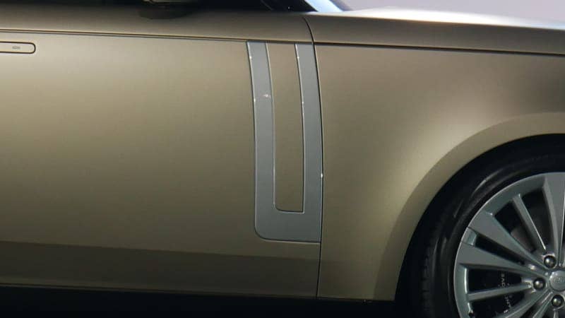 How the new Range Rover painstakingly achieves its less-is-more design ...