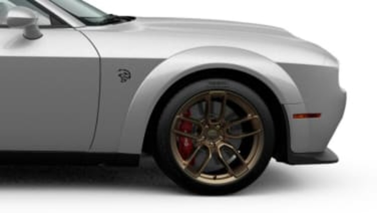 Dodge restores Brass Monkey wheels to Challenger and Charger SRT ...