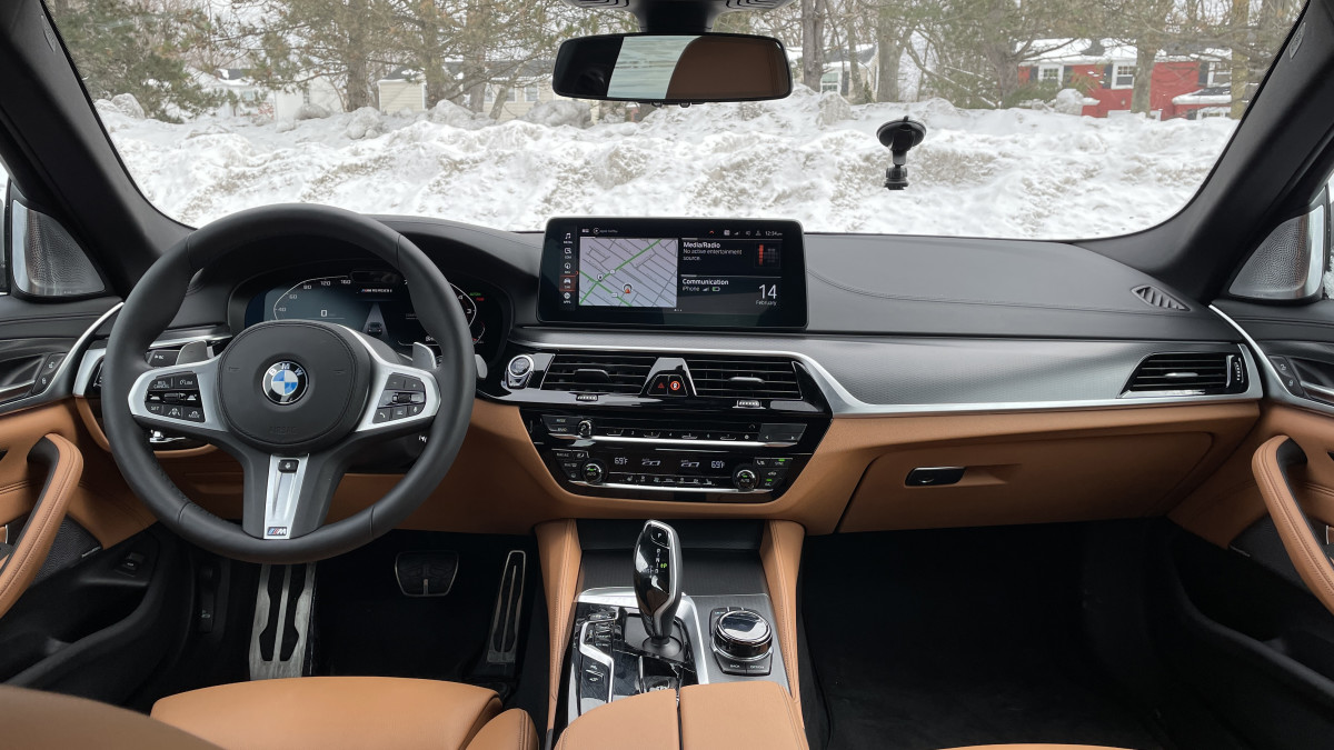 2021 BMW 5 Series Interior Review | The mature choice - Autoblog