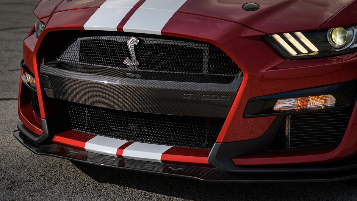 Ford Mustang Shelby GT500 adds carbon fiber accessories Autoblog