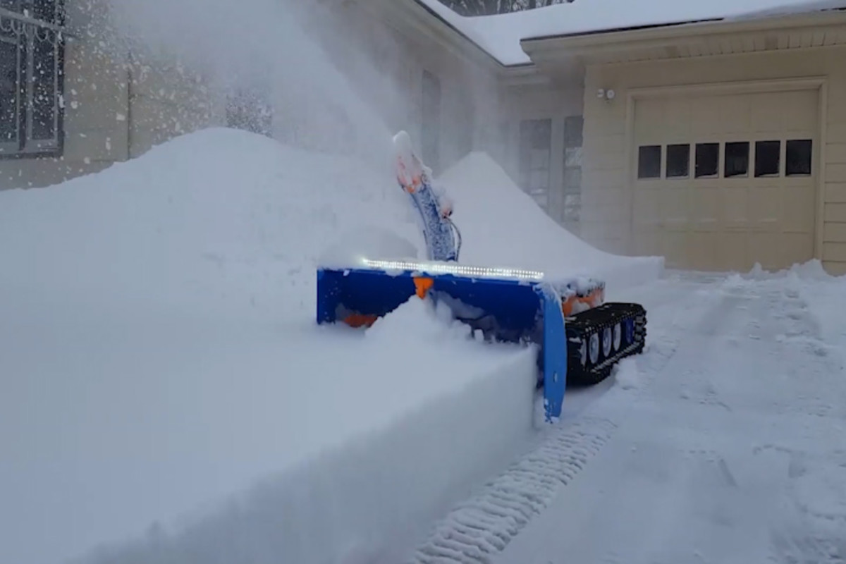 This 3D printed snow blower can tackle most terrains - Autoblog